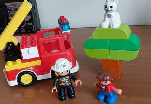 Lego duplo пожарная машина с мигалкой