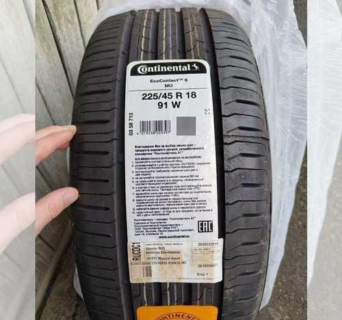 Continental EcoContact 6 225/45 R18 91W