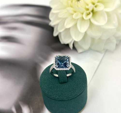 Кольцо с сапфирами 1.6 ct