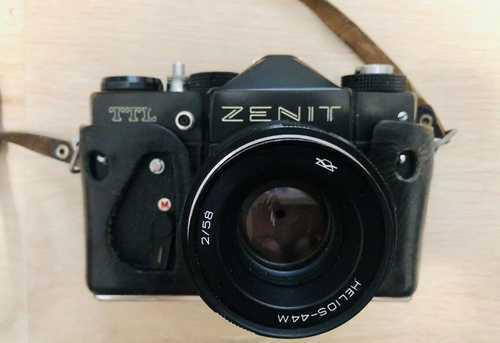 Плёночный фотоаппарат Зенит TTL+гелиос 44w+вспышка