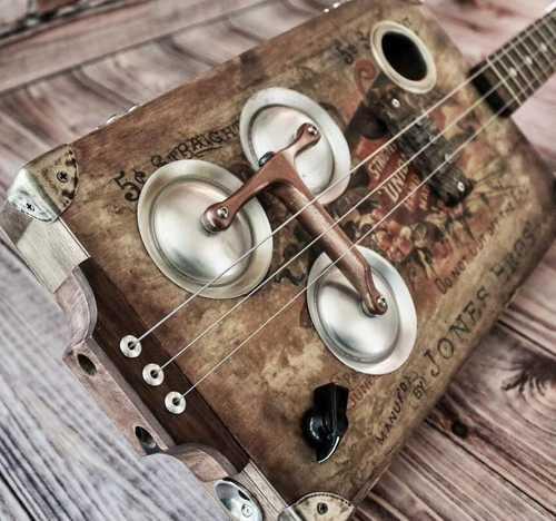 Сигарбокс гитара cigar box guitar "Trinity"