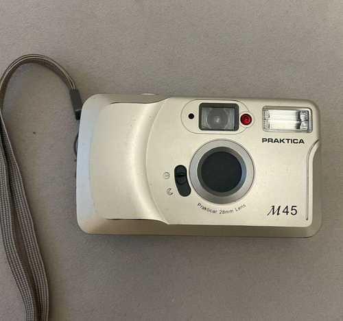 Пленочный фотоаппарат praktica m60