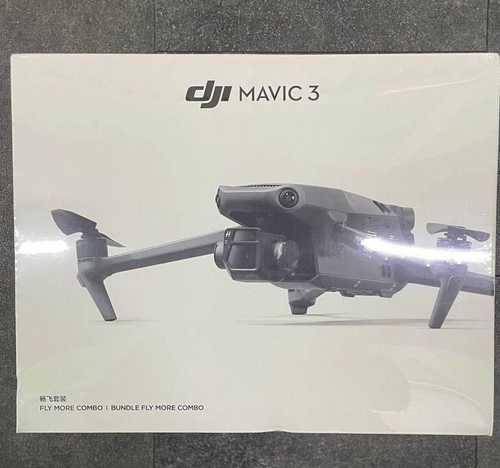 Квадрокоптер DJI Mavic 3 Pro Fly More Combo