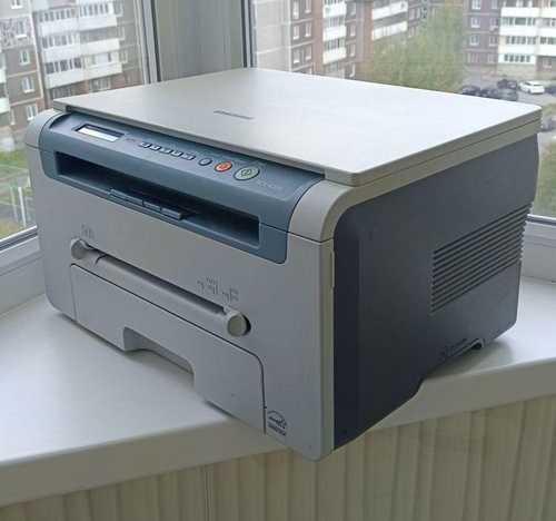 Samsung SCX-4220 (Лазерный мфу 3 в 1 )