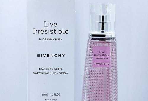 Givenchy live irresistible blossom crush 50мл ориг