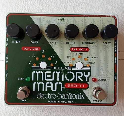 EHX Deluxe Memory Man 550-TT Analog Delay