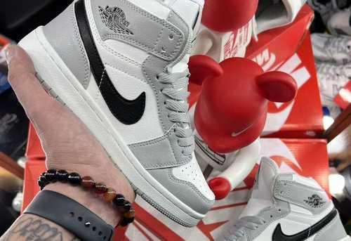 Кроссовки Nike air jordan 1женские