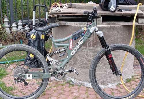 Двухподвес Rmx rocky mountain 26 mtb