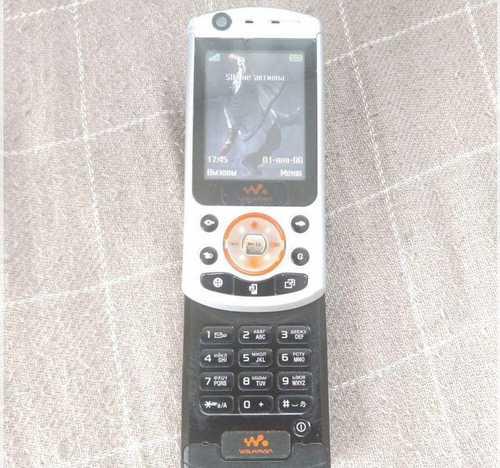 Sony Ericsson W900i