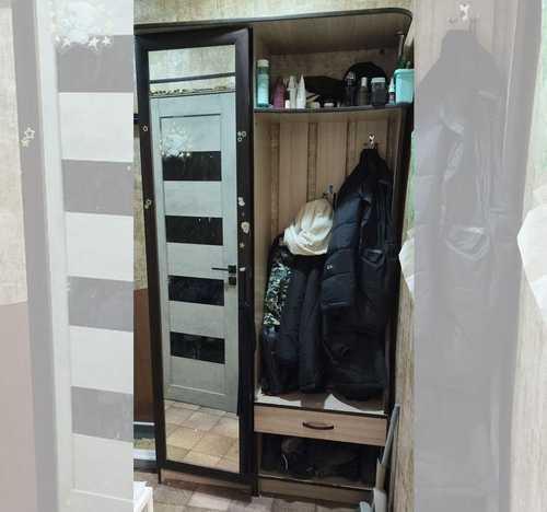Стенка в прихожую бу