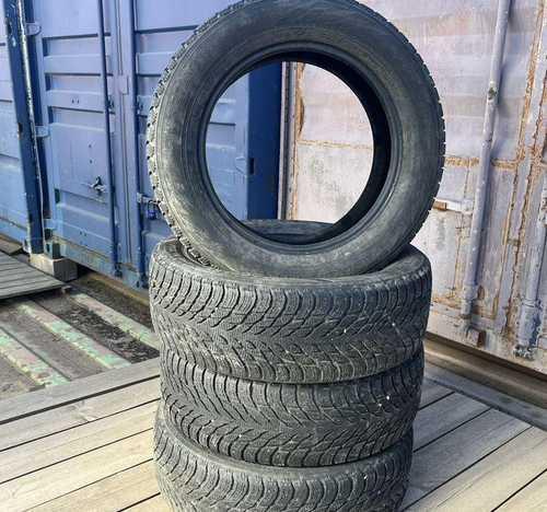 Nokian Tyres Hakkapeliitta R3 SUV 235/60 R18