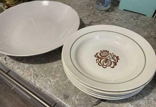 Набор столовой посуды тарелок