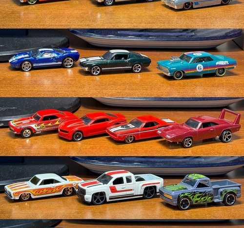 Модель автомобиля hot wheels 1:64 распак