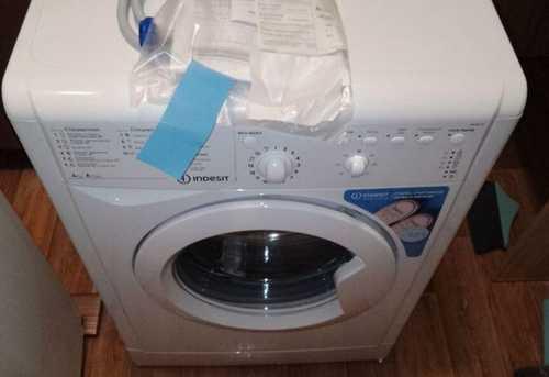 Новая стиральная машина Indesit (iwub 4105)