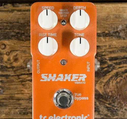 TC Electronic Shaker vibrato педаль вибрато