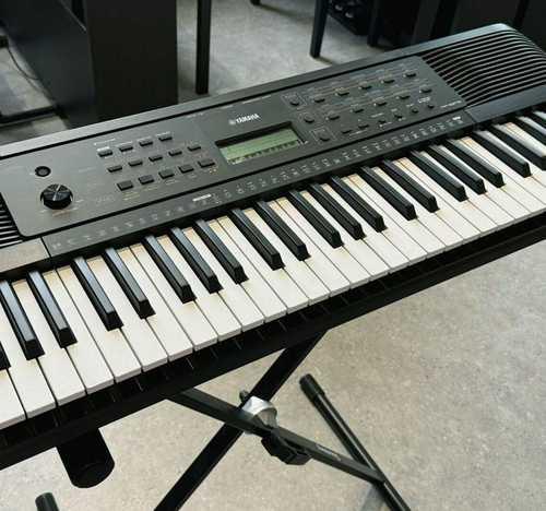 Синтезатор Yamaha psr-e273