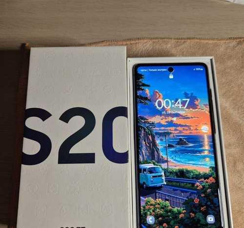 Samsung Galaxy S20 FE, 8/256 ГБ