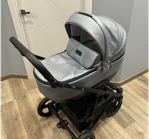 Коляска tuttis 3 в 1