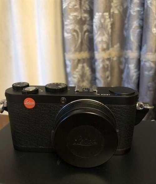 Цифровой фотоаппарат Leica x1