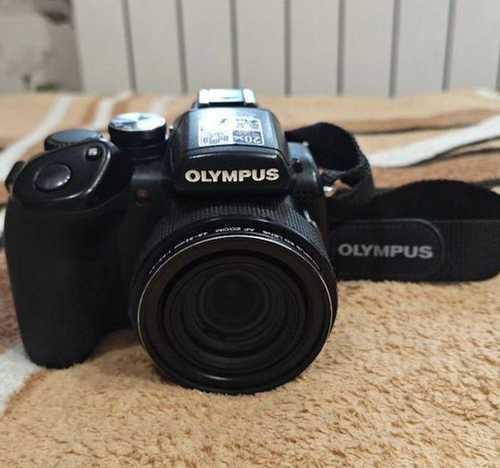 Зеркальный фотоаппарат Olympus SP-570UZ