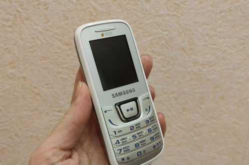 Телефон кнопочный samsung GT-E1282T