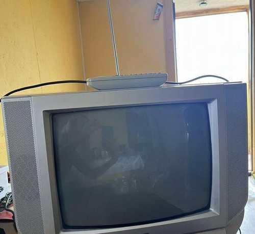 Телевизор бу JVC