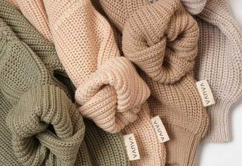 Вязанный свитер детский