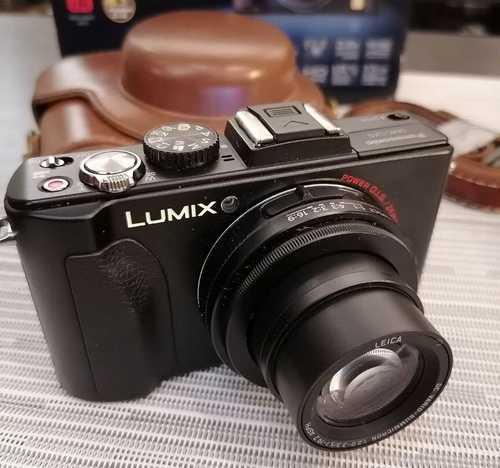 Цифровой фотоаппарат Panasonic DMC-LX5