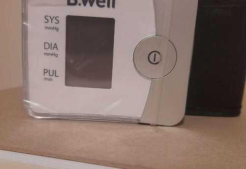 Тонометр B.Well PRO-39 на запястье