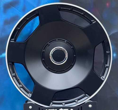 Комплект WH Wheels 8128 8,5j-20 5*112 et38 d66,6 и 9,5j-20 5*112 d66,6 mbml