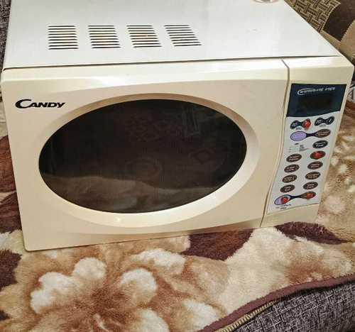 Микроволновая печь candy CMF 700E