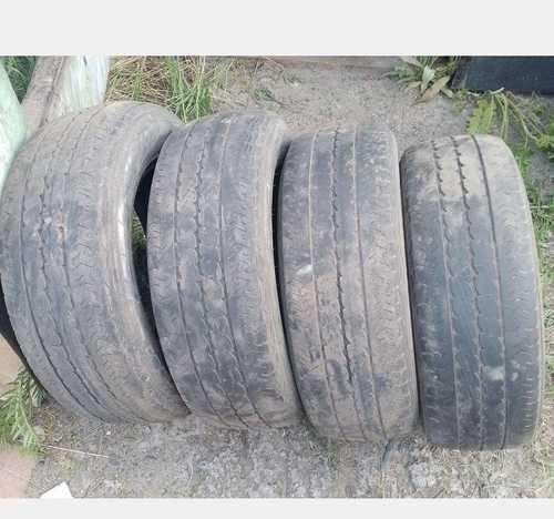Pirelli Chrono 215/65 R15