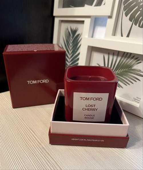 Ароматическая свеча Tom Ford Lost Cherry