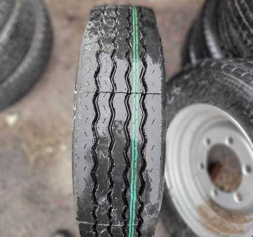 Kumho 963T 215 75 R17.5