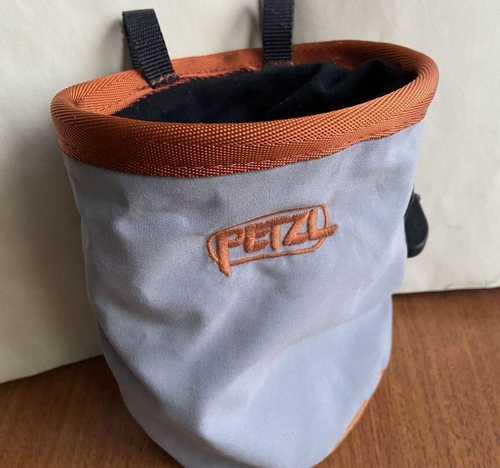 Мешок для магнезии petzl