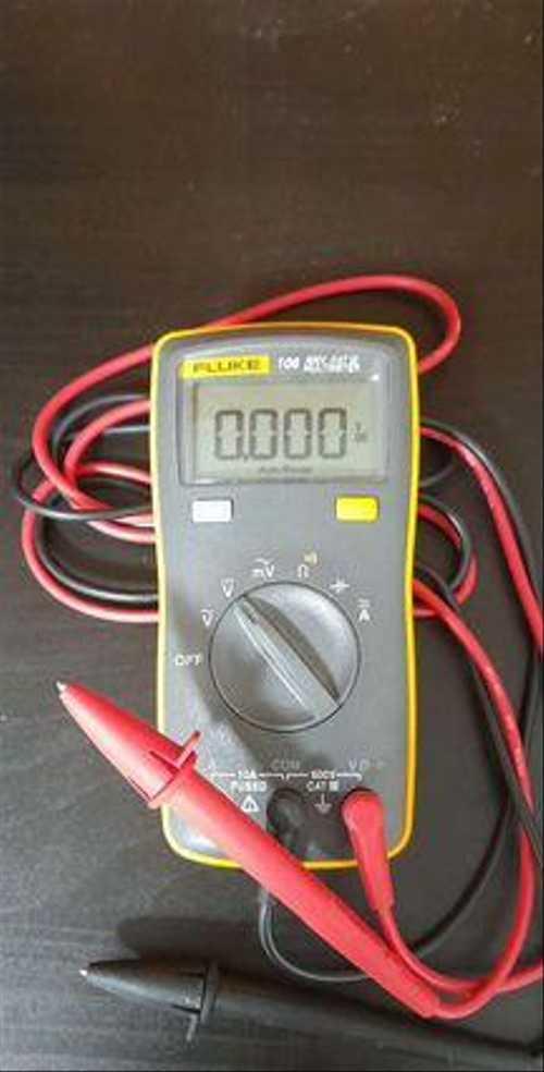 Мультиметр Fluke 106