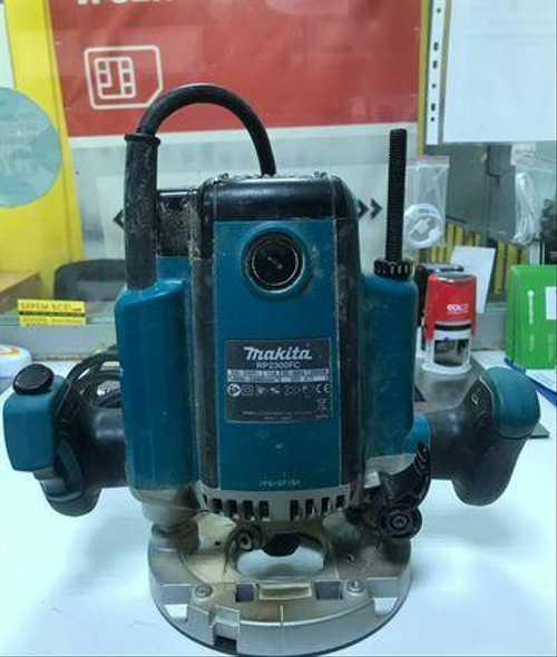 Вертикальный фрезер Makita RP2300FC, 2300 Вт