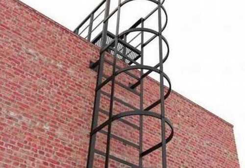 Вертикальная пожарная лестница