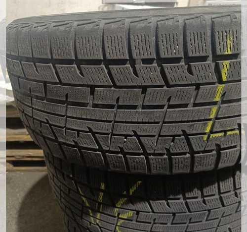 Yokohama Ice Guard IG50  235/45 R18