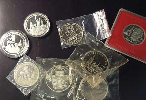 Юбилейные монеты в коллекцию. 8 шт