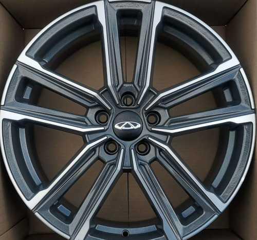 Chery Tiggo, Omoda C5 R18 новые