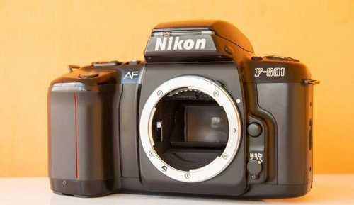 Пленочный фотоаппарат Nikon F-601 сломана крышка