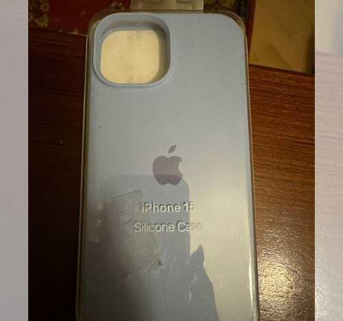 Чехол на iPhone 15