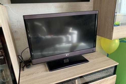 Телевизор LG 32 дюйма с функциями 3D & SmartTv