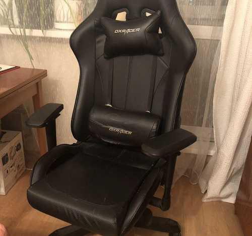 Компьютерное кресло DxRacer King OH/K99/N черный