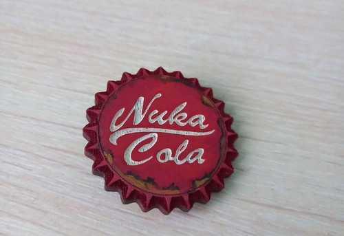 Деревянный значок Nuka Cola