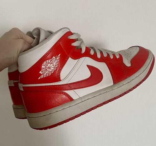 Wmns AIR jordan 1 MID