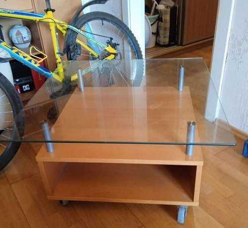 Журнальный стол IKEA eneryda