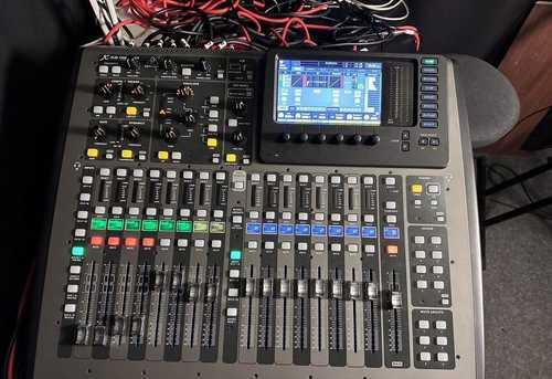 Микшерный пульт Behringer x32 Compact