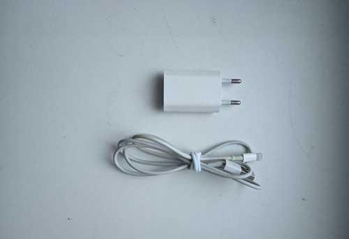 Блок и кабель для зарядки iPhone